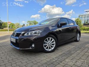 Brown Lexus CT 2011 in Rezekne, with an engine capacity of 1.80 L and mileage of 252 thousand km for 9150 €, photo 4 on AUTOMOTO.COM.LV
