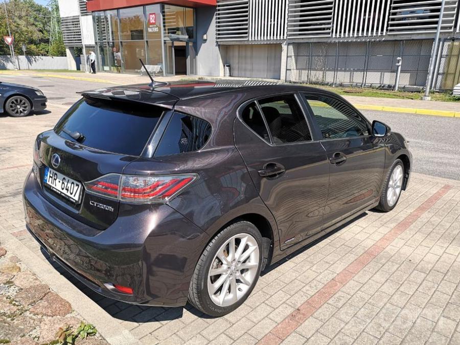 Brūns Lexus CT 2011 Rīga, ar dzinēja tilpumu 1.80 L un nobraukumu 191 tūkst. km par 7500 €, foto 7 vietnē AUTOMOTO.COM.LV
