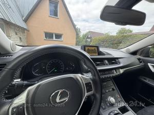 Brūns Lexus CT 2012 Tallina, ar dzinēja tilpumu 1.80 L un nobraukumu 218 tūkst. km par 11000 €, foto 9 vietnē AUTOMOTO.COM.LV
