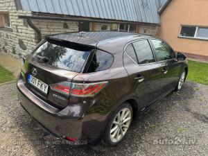 Brūns Lexus CT 2012 Tallina, ar dzinēja tilpumu 1.80 L un nobraukumu 218 tūkst. km par 11000 €, foto 12 vietnē AUTOMOTO.COM.LV