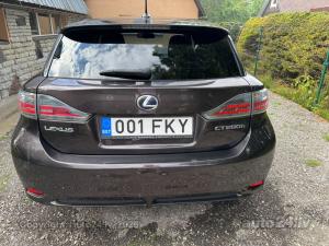 Brūns Lexus CT 2012 Tallina, ar dzinēja tilpumu 1.80 L un nobraukumu 218 tūkst. km par 11000 €, foto 14 vietnē AUTOMOTO.COM.LV