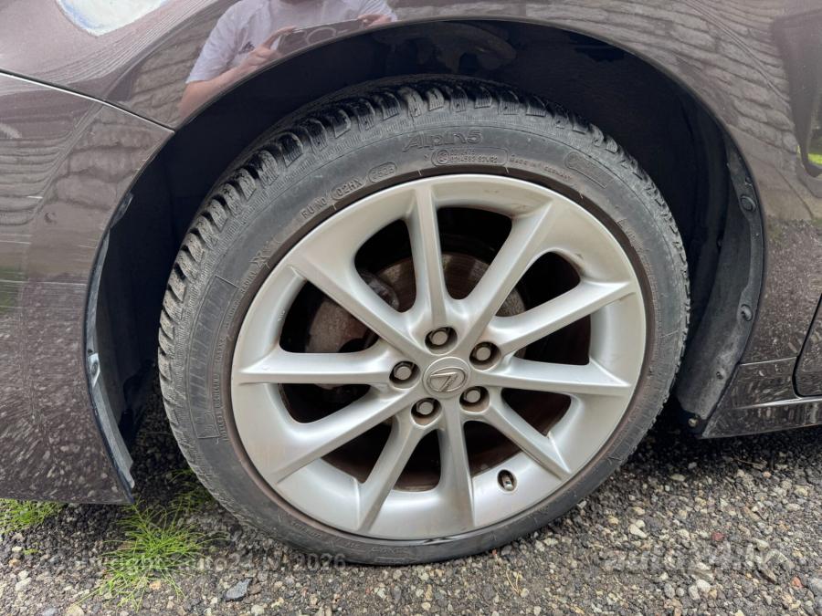 Brūns Lexus CT 2012 Tallina, ar dzinēja tilpumu 1.80 L un nobraukumu 218 tūkst. km par 11000 €, foto 18 vietnē AUTOMOTO.COM.LV