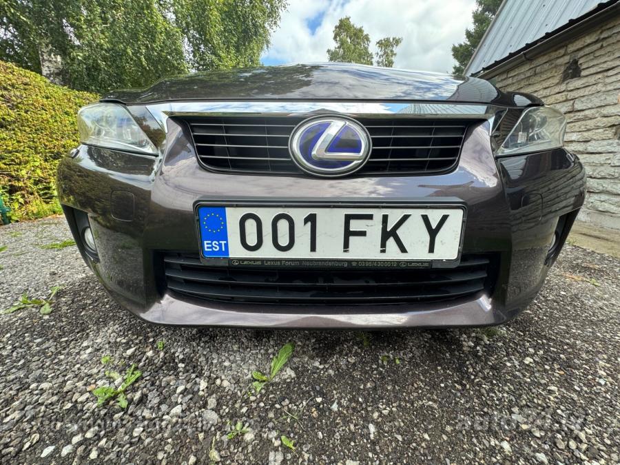 Brūns Lexus CT 2012 Tallina, ar dzinēja tilpumu 1.80 L un nobraukumu 218 tūkst. km par 11000 €, foto 21 vietnē AUTOMOTO.COM.LV