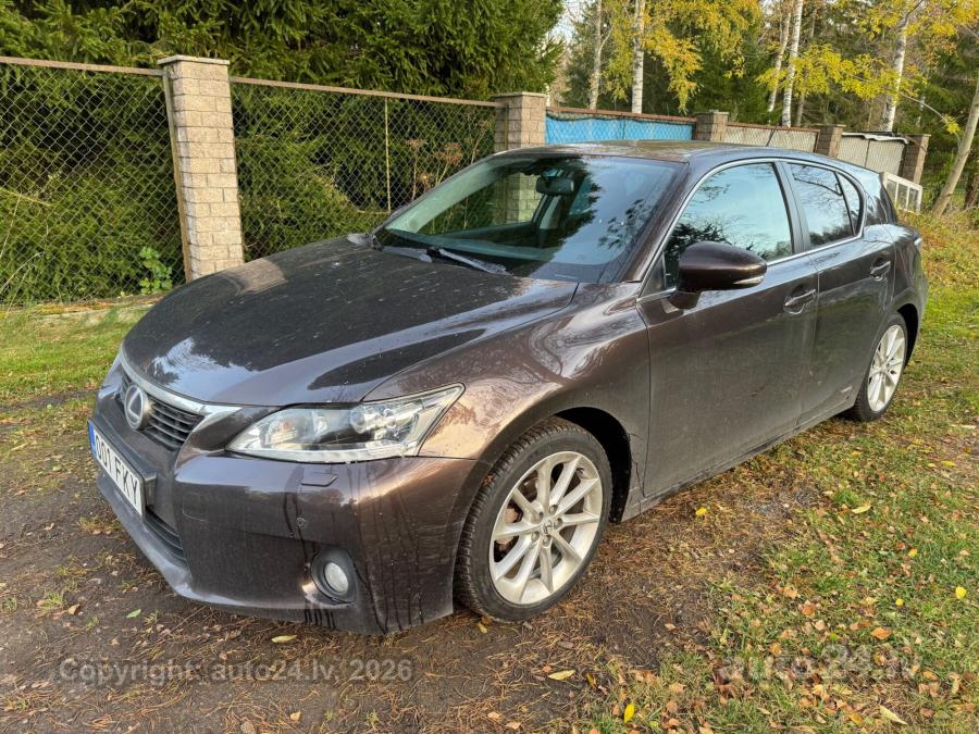 Brūns Lexus CT 2012 Tallina, ar dzinēja tilpumu 1.80 L un nobraukumu 218 tūkst. km par 11000 €, foto 27 vietnē AUTOMOTO.COM.LV