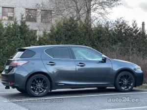 Pelēks Lexus CT 2011 Tallina, ar dzinēja tilpumu 1.80 L un nobraukumu 0 tūkst. km par 10000 €, foto 2 vietnē AUTOMOTO.COM.LV
