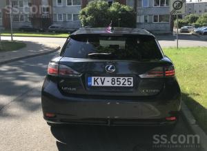 Pelēks Lexus CT 2012 Rīga, ar dzinēja tilpumu 1.80 L un nobraukumu 240 tūkst. km par 8100 €, foto 5 vietnē AUTOMOTO.COM.LV