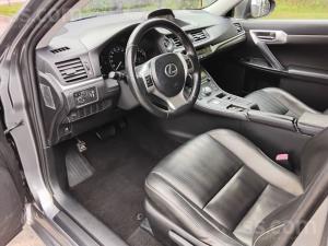 Grey Lexus CT 2013 in Riga, with an engine capacity of 1.80 L and mileage of 257 thousand km for 8850 €, photo 9 on AUTOMOTO.COM.LV
