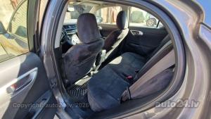 Grey Lexus CT 2013 in Tallinn, with an engine capacity of 1.80 L and mileage of 114 thousand km for 8999 €, photo 9 on AUTOMOTO.COM.LV