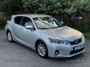 Pelēks Lexus CT 2013 Tallina, ar dzinēja tilpumu 1.80 L un nobraukumu 158 tūkst. km par 8700 €, foto 4 vietnē AUTOMOTO.COM.LV