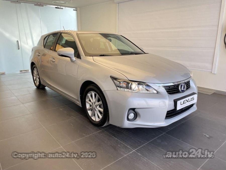 Pelēks Lexus CT 2013 Tallina, ar dzinēja tilpumu 1.80 L un nobraukumu 158 tūkst. km par 8700 €, foto 9 vietnē AUTOMOTO.COM.LV