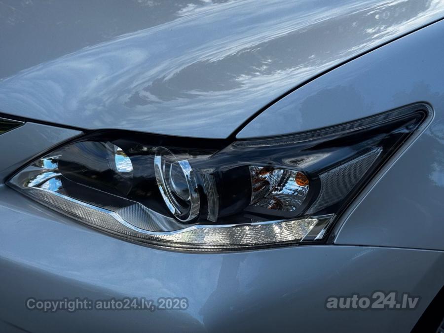 Pelēks Lexus CT 2013 Tallina, ar dzinēja tilpumu 1.80 L un nobraukumu 158 tūkst. km par 8700 €, foto 18 vietnē AUTOMOTO.COM.LV