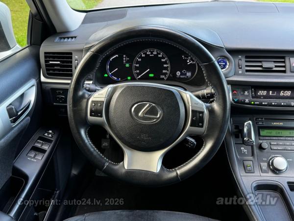 Серый Лексус СТ 2013 в Таллин, объемом двигателя 1.80 л и пробегом 158 тыс. км за 8500 €, фото 8 на AUTOMOTO.COM.LV