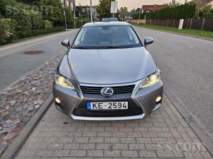 Grey Lexus CT 2015 in Riga, with an engine capacity of 1.80 L and mileage of 107 thousand km for 12200 €, photo 9 on AUTOMOTO.COM.LV