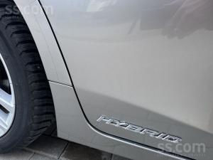 Grey Lexus CT 2018 in Daugavpils, with an engine capacity of 1.80 L and mileage of 187 thousand km for 16390 €, photo 15 on AUTOMOTO.COM.LV