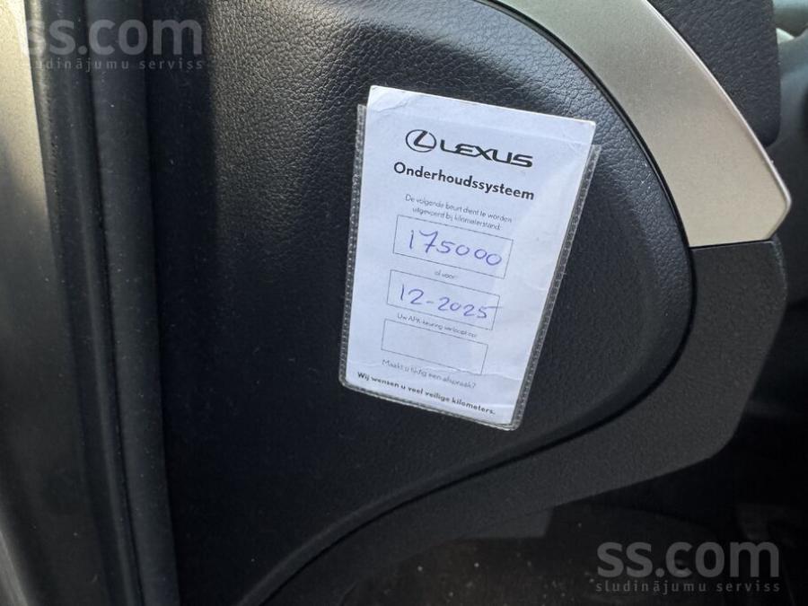 Grey Lexus CT 2018 in Daugavpils, with an engine capacity of 1.80 L and mileage of 187 thousand km for 16390 €, photo 35 on AUTOMOTO.COM.LV