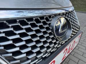 Grey Lexus CT 2018 in Daugavpils, with an engine capacity of 1.80 L and mileage of 187 thousand km for 15000 €, photo 13 on AUTOMOTO.COM.LV