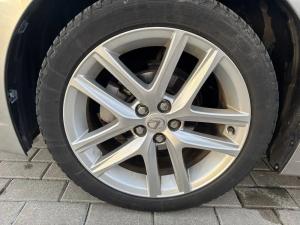 Grey Lexus CT 2018 in Daugavpils, with an engine capacity of 1.80 L and mileage of 187 thousand km for 15000 €, photo 14 on AUTOMOTO.COM.LV