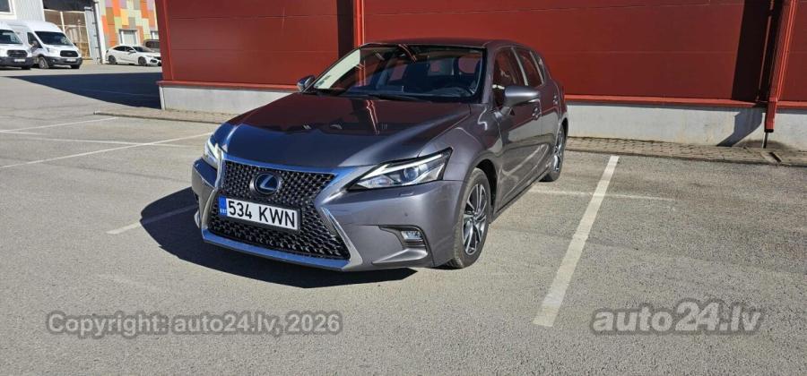 Pelēks Lexus CT 2020 Tallina, ar dzinēja tilpumu 1.80 L un nobraukumu 150 tūkst. km par 15800 €, foto 2 vietnē AUTOMOTO.COM.LV