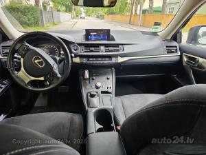 Pelēks Lexus CT 2020 Tallina, ar dzinēja tilpumu 1.80 L un nobraukumu 150 tūkst. km par 15800 €, foto 15 vietnē AUTOMOTO.COM.LV