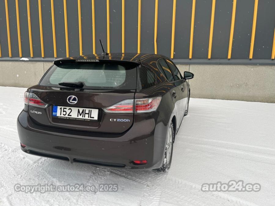 Lexus CT 2011 in Narva-Joesuu, with an engine capacity of 1.80 L and mileage of 148 thousand km for 8900 €, photo 4 on AUTOMOTO.COM.LV