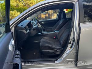 Lexus CT 2013 Tallina, ar dzinēja tilpumu 1.80 L un nobraukumu 158 tūkst. km par 8900 €, foto 12 vietnē AUTOMOTO.COM.LV