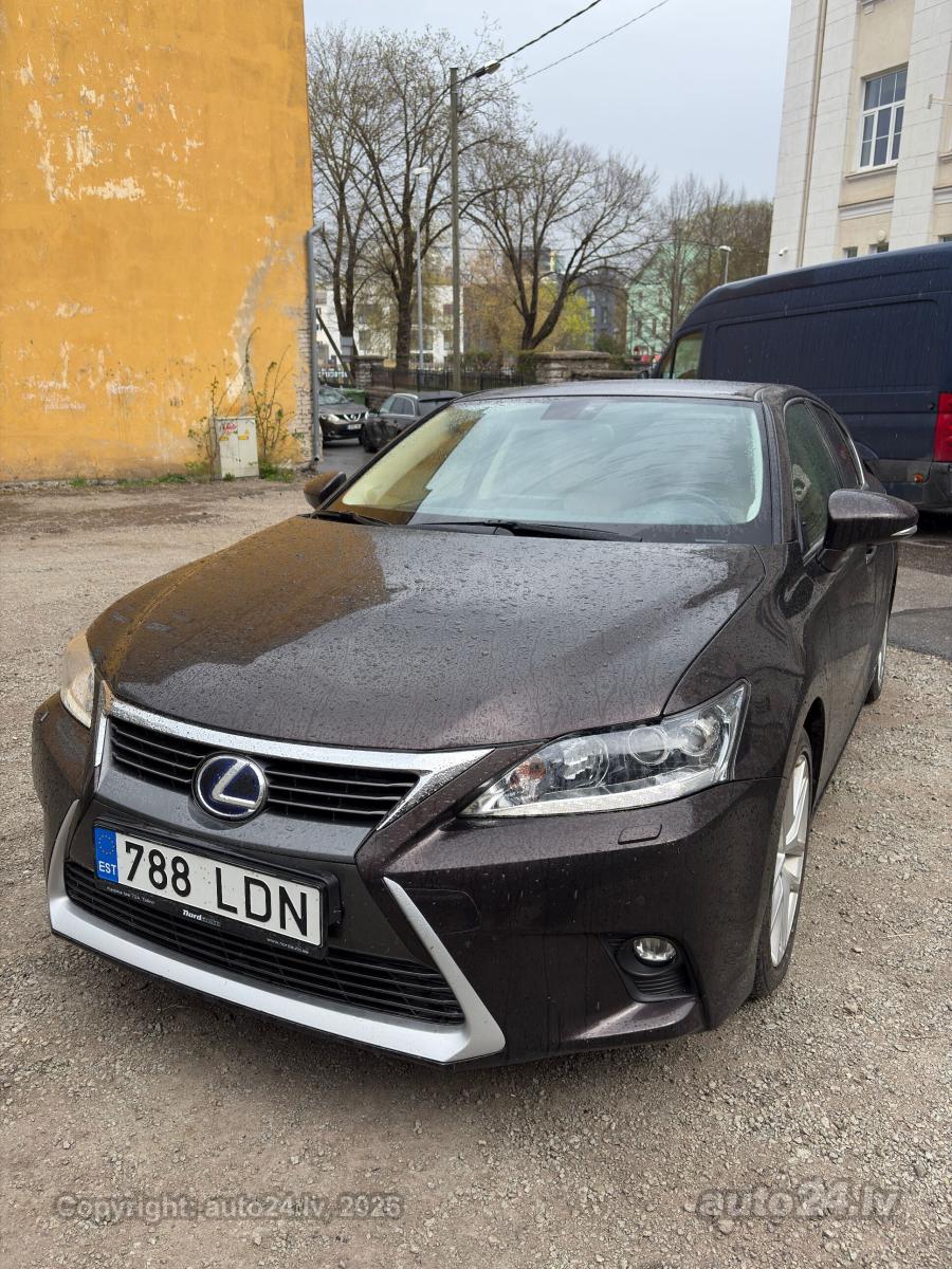 Lexus CT 2015 in Tallinn, with an engine capacity of 1.80 L and mileage of 173 thousand km for 12500 €, photo 1 on AUTOMOTO.COM.LV