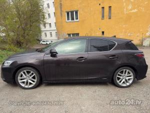 Lexus CT 2015 in Tallinn, with an engine capacity of 1.80 L and mileage of 173 thousand km for 12500 €, photo 3 on AUTOMOTO.COM.LV