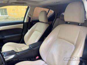 Lexus CT 2015 in Tallinn, with an engine capacity of 1.80 L and mileage of 173 thousand km for 12500 €, photo 9 on AUTOMOTO.COM.LV