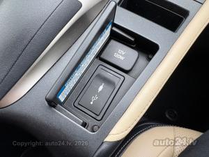 Lexus CT 2015 in Tallinn, with an engine capacity of 1.80 L and mileage of 173 thousand km for 12500 €, photo 19 on AUTOMOTO.COM.LV