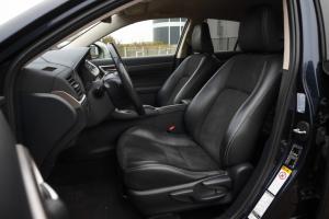 Lexus CT 2016 in Riga, with an engine capacity of 1.80 L and mileage of 107 thousand km for 13990 €, photo 8 on AUTOMOTO.COM.LV