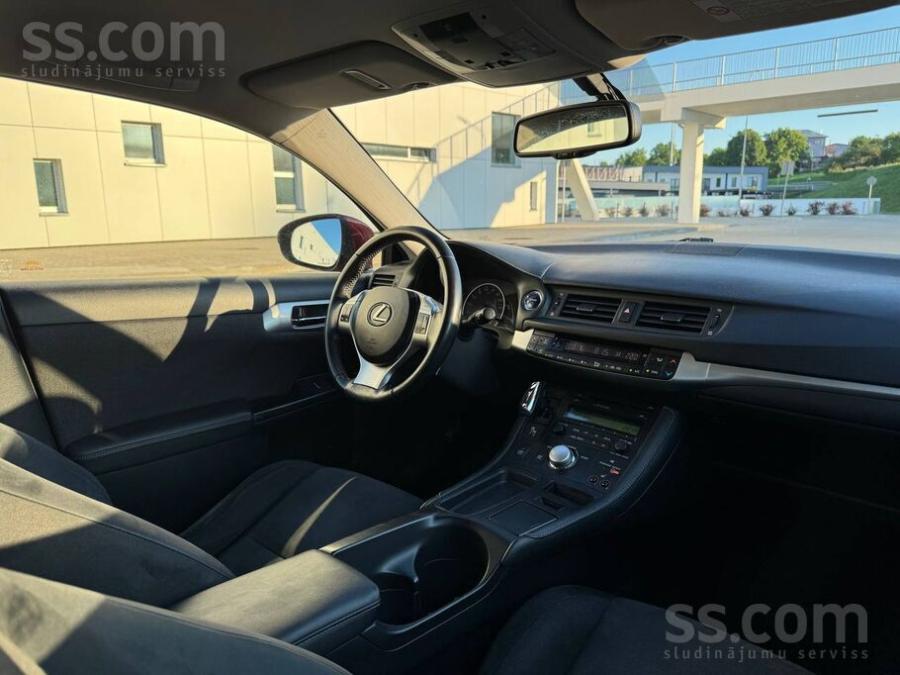 Sarkans Lexus CT 2012 Rīga, ar dzinēja tilpumu 1.80 L un nobraukumu 250 tūkst. km par 8250 €, foto 7 vietnē AUTOMOTO.COM.LV