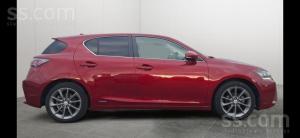 Red Lexus CT 2014 in Riga, with an engine capacity of 1.80 L and mileage of 85 thousand km for 11900 €, photo 4 on AUTOMOTO.COM.LV