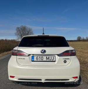Balts Lexus CT 2011 Saue, ar dzinēja tilpumu 1.80 L un nobraukumu 185 tūkst. km par 9000 €, foto 5 vietnē AUTOMOTO.COM.LV
