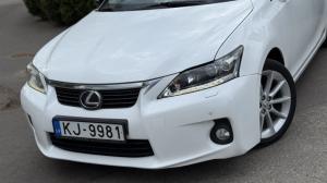 Balts Lexus CT 2011 Rīga, ar dzinēja tilpumu 1.80 L un nobraukumu 216 tūkst. km par 8150 €, foto 14 vietnē AUTOMOTO.COM.LV