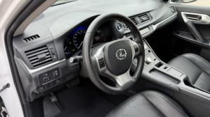 Balts Lexus CT 2011 Rīga, ar dzinēja tilpumu 1.80 L un nobraukumu 216 tūkst. km par 8150 €, foto 25 vietnē AUTOMOTO.COM.LV
