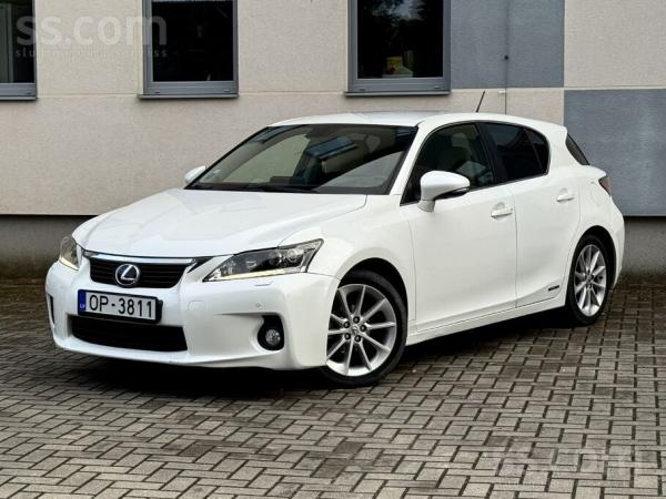 Balts Lexus CT 2011 Jelgava, ar dzinēja tilpumu 1.80 L un nobraukumu 260 tūkst. km par 7950 €, foto 5 vietnē AUTOMOTO.COM.LV