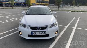 Белый Лексус СТ 2011 в Рига, объемом двигателя 1.80 л и пробегом 128 тыс. км за 8150 €, фото 23 на AUTOMOTO.COM.LV