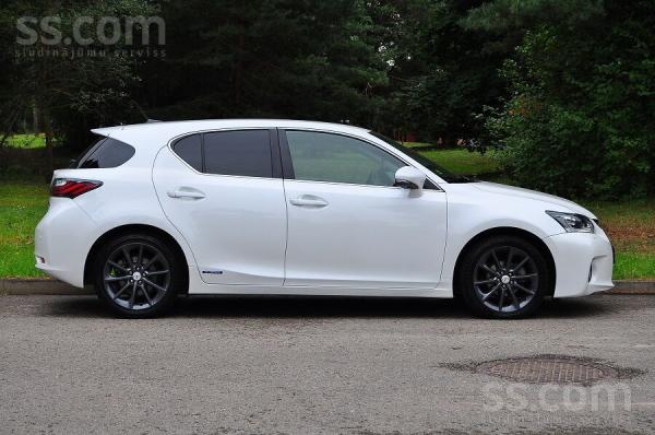 Balts Lexus CT 2011 Daugavpils, ar dzinēja tilpumu 1.80 L un nobraukumu 191 tūkst. km par 9150 €, foto 3 vietnē AUTOMOTO.COM.LV