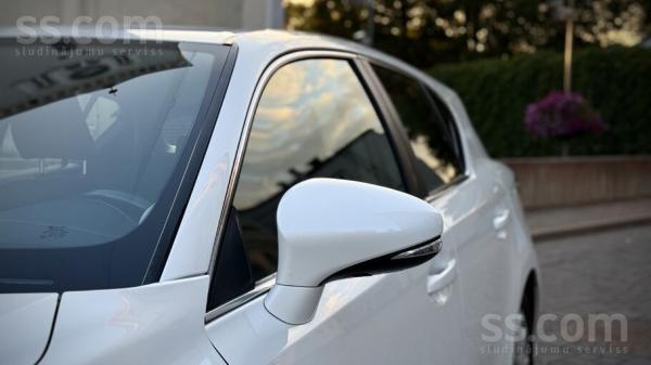 Balts Lexus CT 2012 Jelgava, ar dzinēja tilpumu 1.80 L un nobraukumu 246 tūkst. km par 7290 €, foto 6 vietnē AUTOMOTO.COM.LV