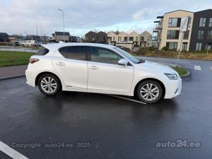Balts Lexus CT 2014 Tallina, ar dzinēja tilpumu 1.80 L un nobraukumu 142 tūkst. km par 10200 €, foto 3 vietnē AUTOMOTO.COM.LV