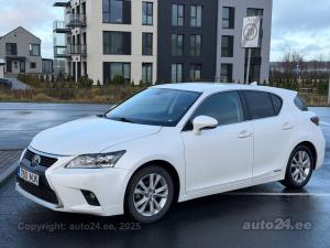 Balts Lexus CT 2014 Tallina, ar dzinēja tilpumu 1.80 L un nobraukumu 142 tūkst. km par 10200 €, foto 8 vietnē AUTOMOTO.COM.LV