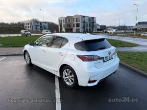 Balts Lexus CT 2014 Tallina, ar dzinēja tilpumu 1.80 L un nobraukumu 142 tūkst. km par 10200 €, foto 13 vietnē AUTOMOTO.COM.LV
