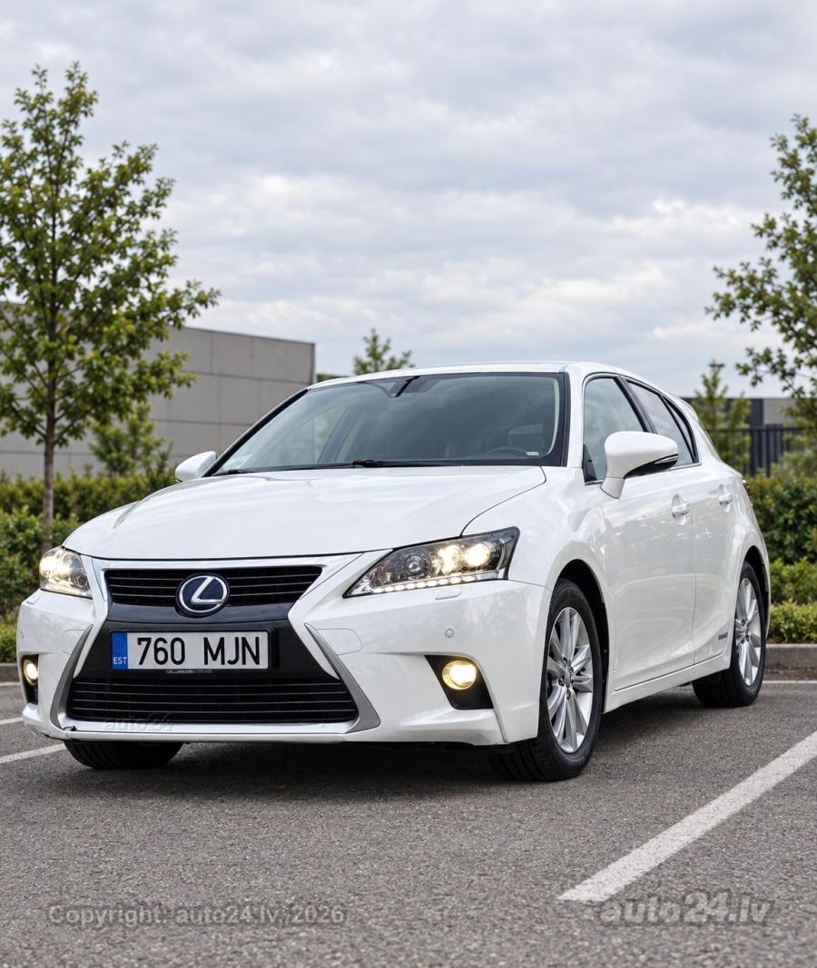Balts Lexus CT 2014 Tallina, ar dzinēja tilpumu 1.80 L un nobraukumu 153 tūkst. km par 11500 €, foto 1 vietnē AUTOMOTO.COM.LV