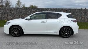 Balts Lexus CT 2015 Tallina, ar dzinēja tilpumu 1.80 L un nobraukumu 189 tūkst. km par 12500 €, foto 5 vietnē AUTOMOTO.COM.LV