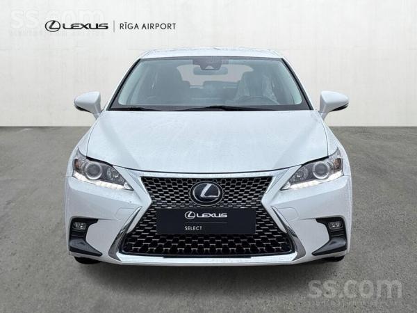 Balts Lexus CT 2018 Rīga, ar dzinēja tilpumu 1.80 L un nobraukumu 92 tūkst. km par 17500 €, foto 6 vietnē AUTOMOTO.COM.LV