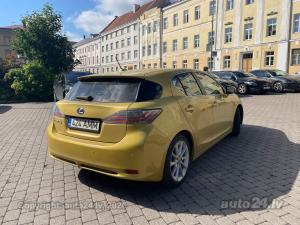 Dzeltens Lexus CT 2011 Tartu, ar dzinēja tilpumu 1.80 L un nobraukumu 354 tūkst. km par 3500 €, foto  vietnē AUTOMOTO.COM.LV
