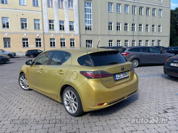 Dzeltens Lexus CT 2011 Tartu, ar dzinēja tilpumu 1.80 L un nobraukumu 354 tūkst. km par 3500 €, foto 4 vietnē AUTOMOTO.COM.LV