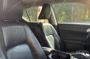 Dzeltens Lexus CT 2011 Tartu, ar dzinēja tilpumu 1.80 L un nobraukumu 354 tūkst. km par 3500 €, foto 15 vietnē AUTOMOTO.COM.LV