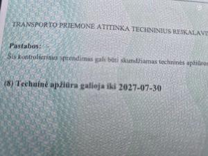 Черный Лексус ES 300 H 2018 в Вильнюс, объемом двигателя 2.49 л и пробегом 260 тыс. км за 18380 €, фото 21 на AUTOMOTO.COM.LV