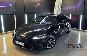 Black Lexus ES 300 H 2020 in Avizieniai, with an engine capacity of 2.50 L and mileage of 154 thousand km for 29500 €, photo  on AUTOMOTO.COM.LV